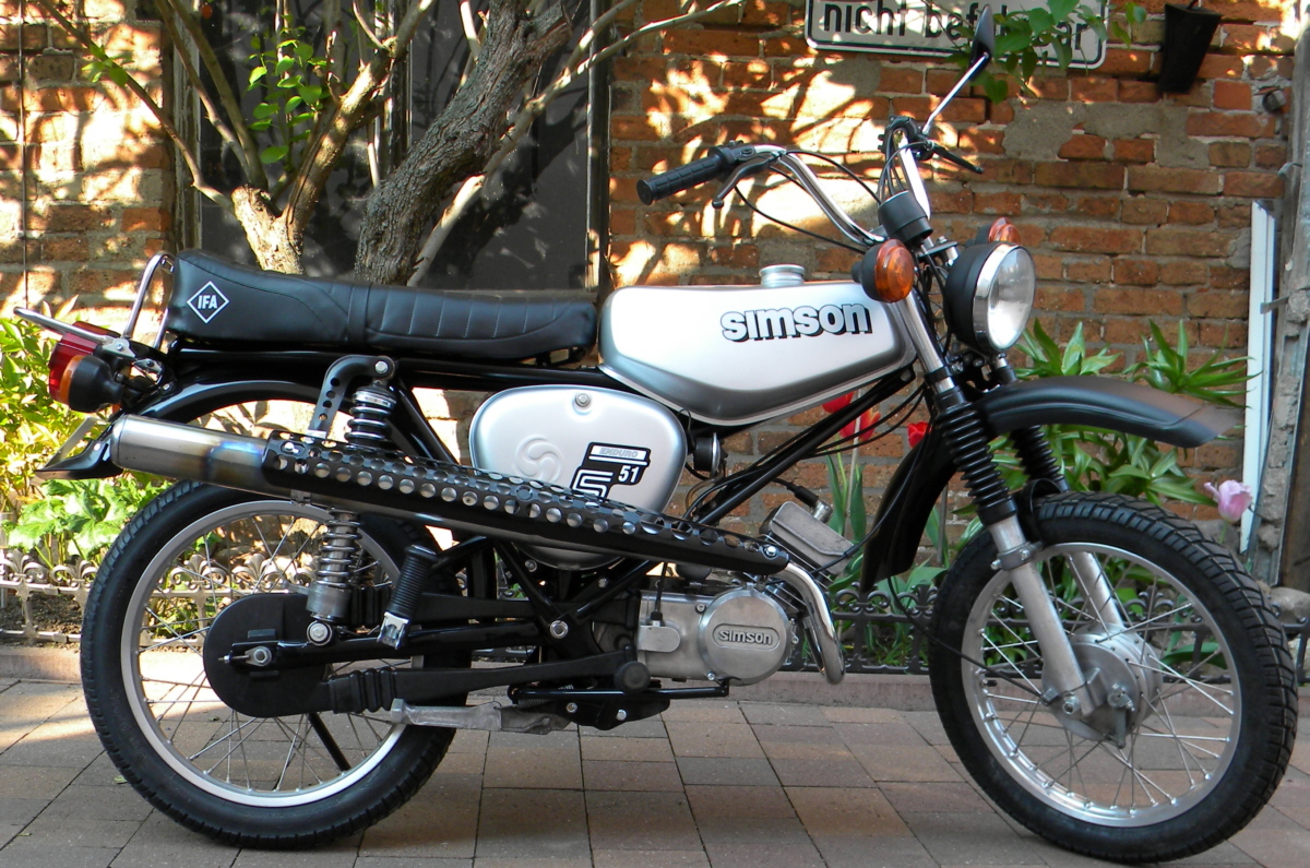 Simson S51 /1B, 1989, 50ccm, 60 km/h, 12V restauriert Originalpapiere ...